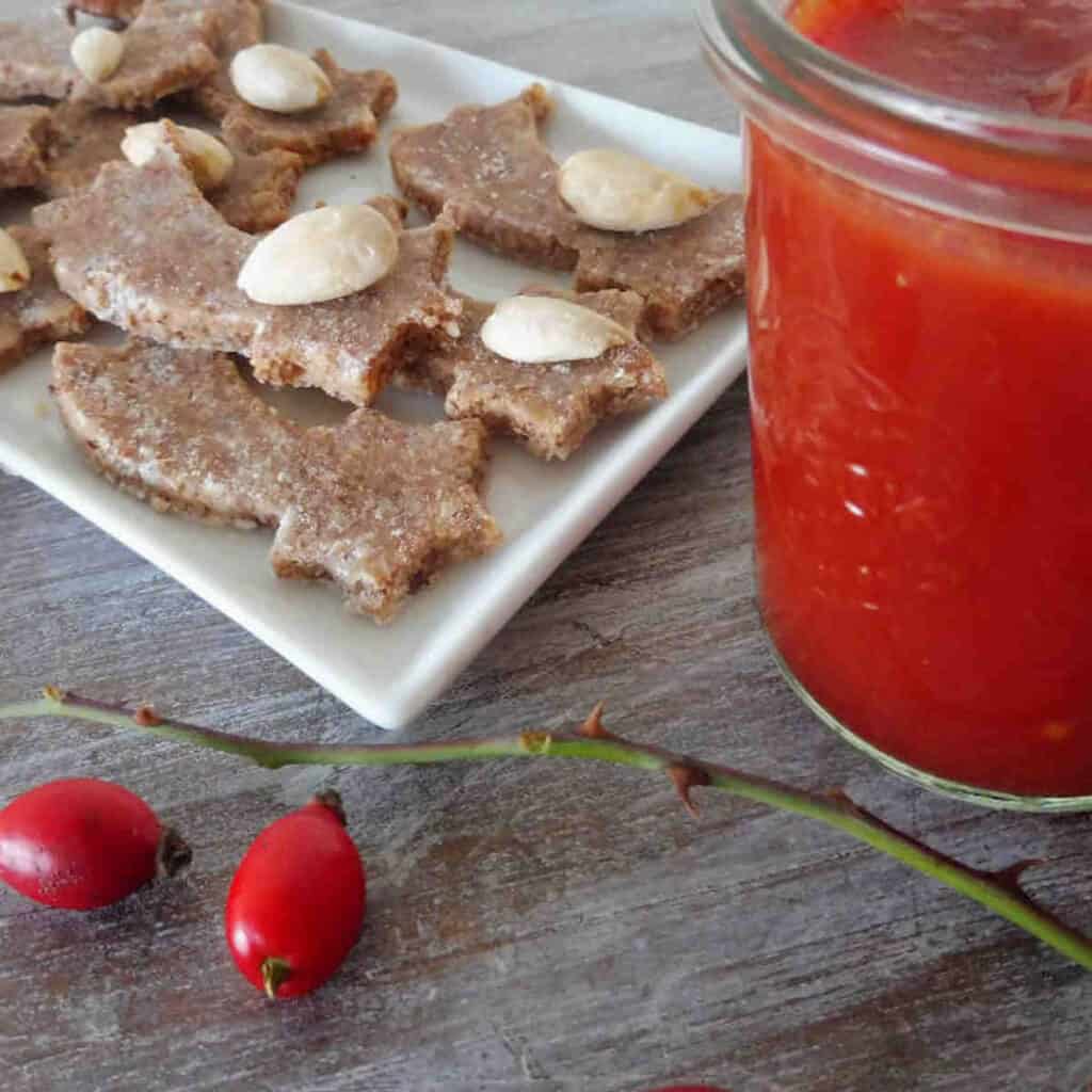 Foraging Rosehips and their uses in recipes and remedies ...