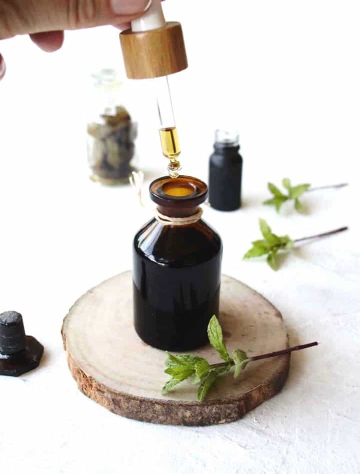 how to make a mint extract and 11 ways to use it - SimplyBeyondHerbs
