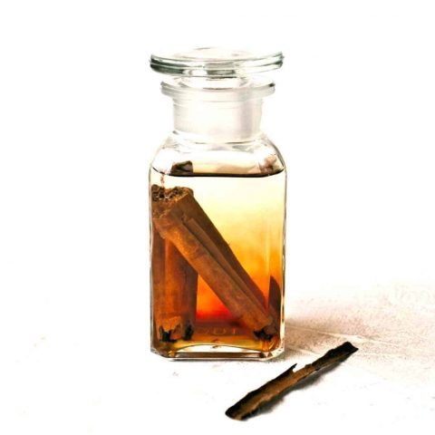 How to make homemade orange extract - SimplyBeyondHerbs