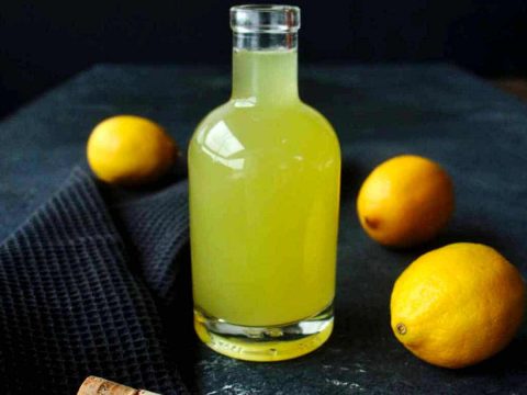 Lemon cordial recipe (with video tutorial) - SimplyBeyondHerbs