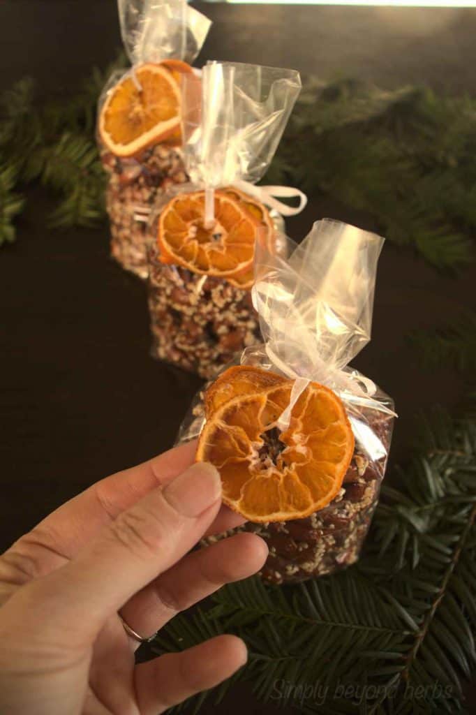 How to Dehydrate Orange Slices: (plus 11 Ways Using them ...