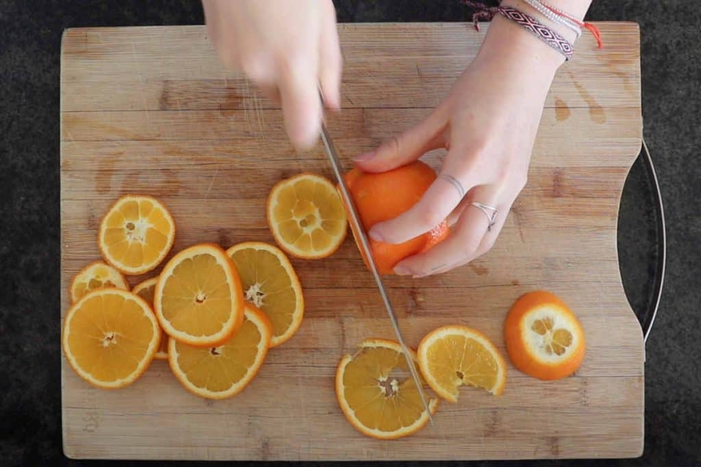 How to Dehydrate Orange Slices: (plus 11 Ways Using them ...