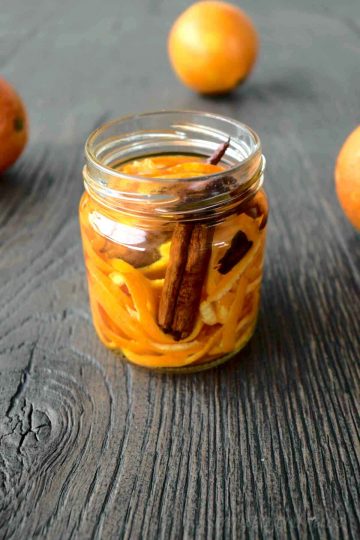 How to make homemade orange extract - SimplyBeyondHerbs