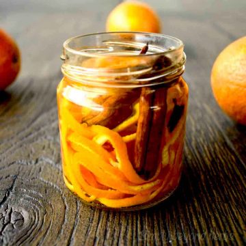 How to make homemade orange extract - SimplyBeyondHerbs