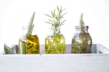 How to make herb infused olive oils - SimplyBeyondHerbs