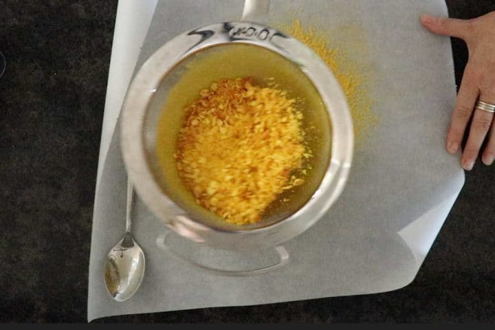 Dehydrated lemon powder from dried citrus peel and ways to use it ...