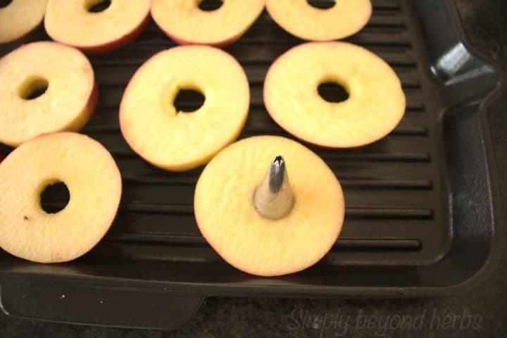 Easy Grilled apples with cinnamon and honey - SimplyBeyondHerbs