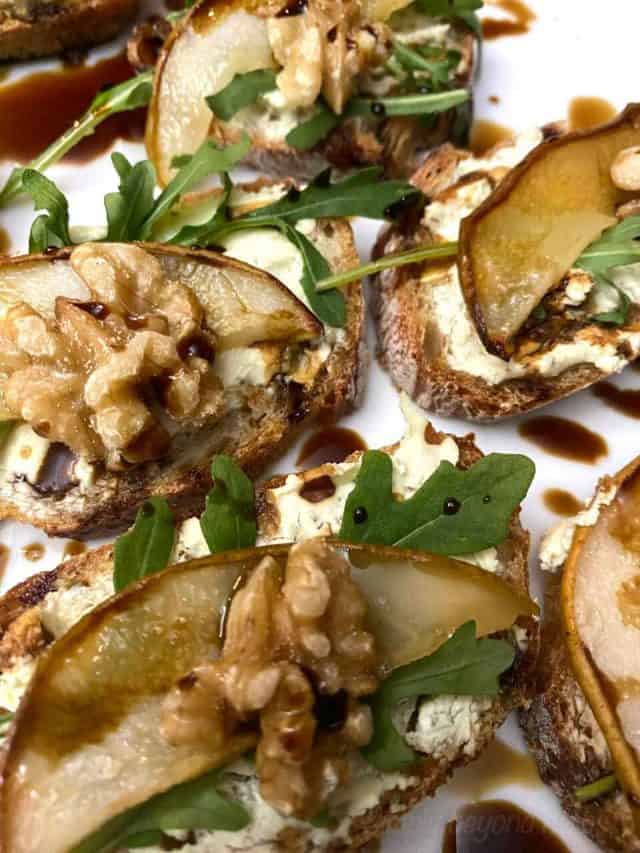 Easy Grilled pears recipe - SimplyBeyondHerbs