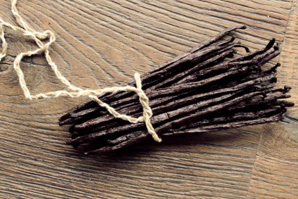 How to store vanilla beans: (10 tips to store pods correctly ...