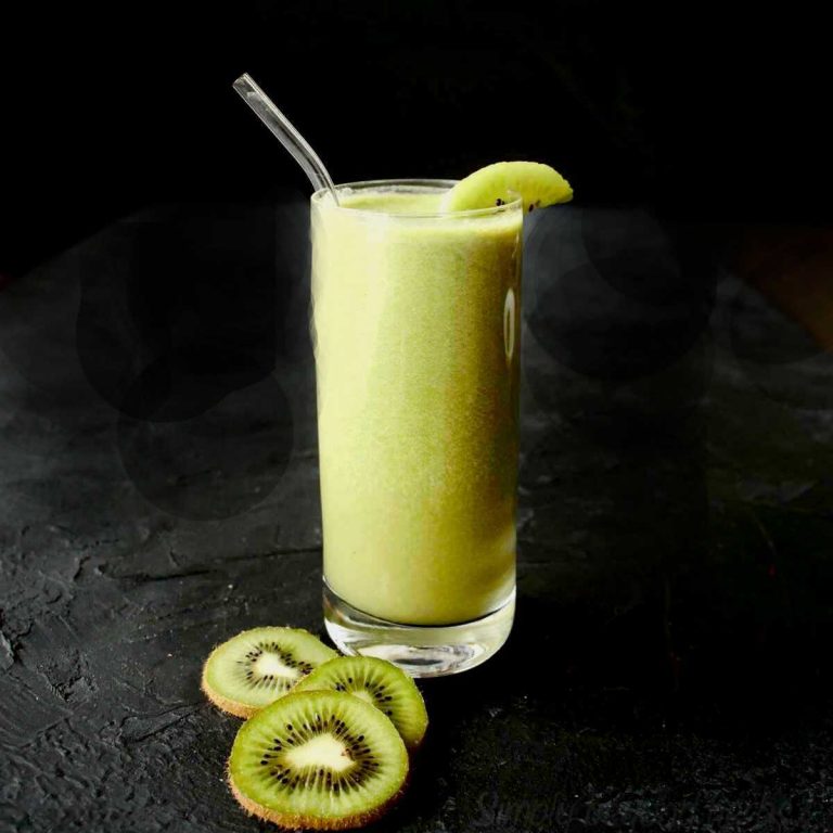 Kiwi juice recipe (with juicer or blender) - SimplyBeyondHerbs
