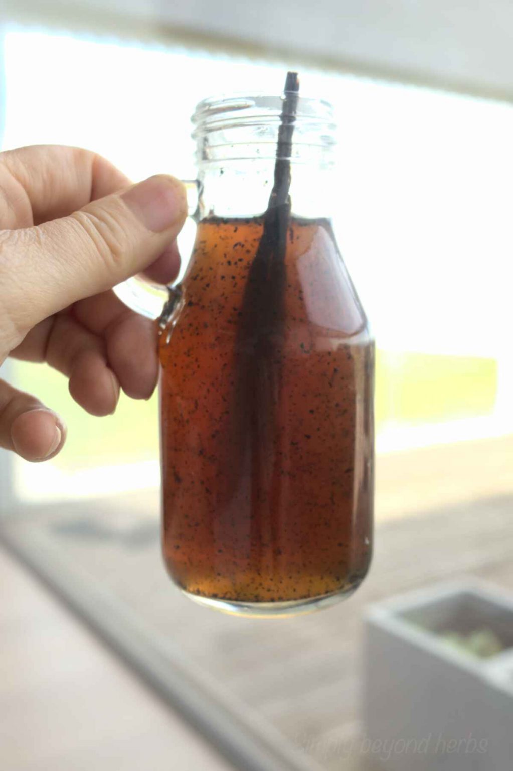 Homemade vanilla simple syrup - SimplyBeyondHerbs