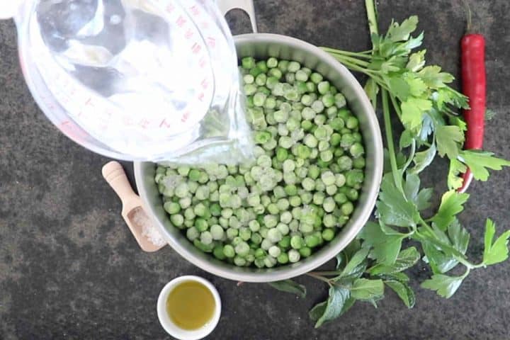 Easy homemade Nando's Macho Peas recipe - SimplyBeyondHerbs