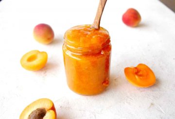 Apricot preserves recipe: One apricot jam jar batch - SimplyBeyondHerbs