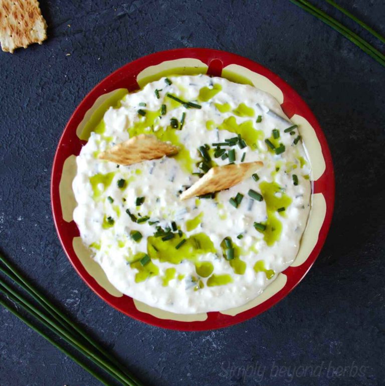 5 ingredients Sour Cream and Chive Dip Recipe - SimplyBeyondHerbs