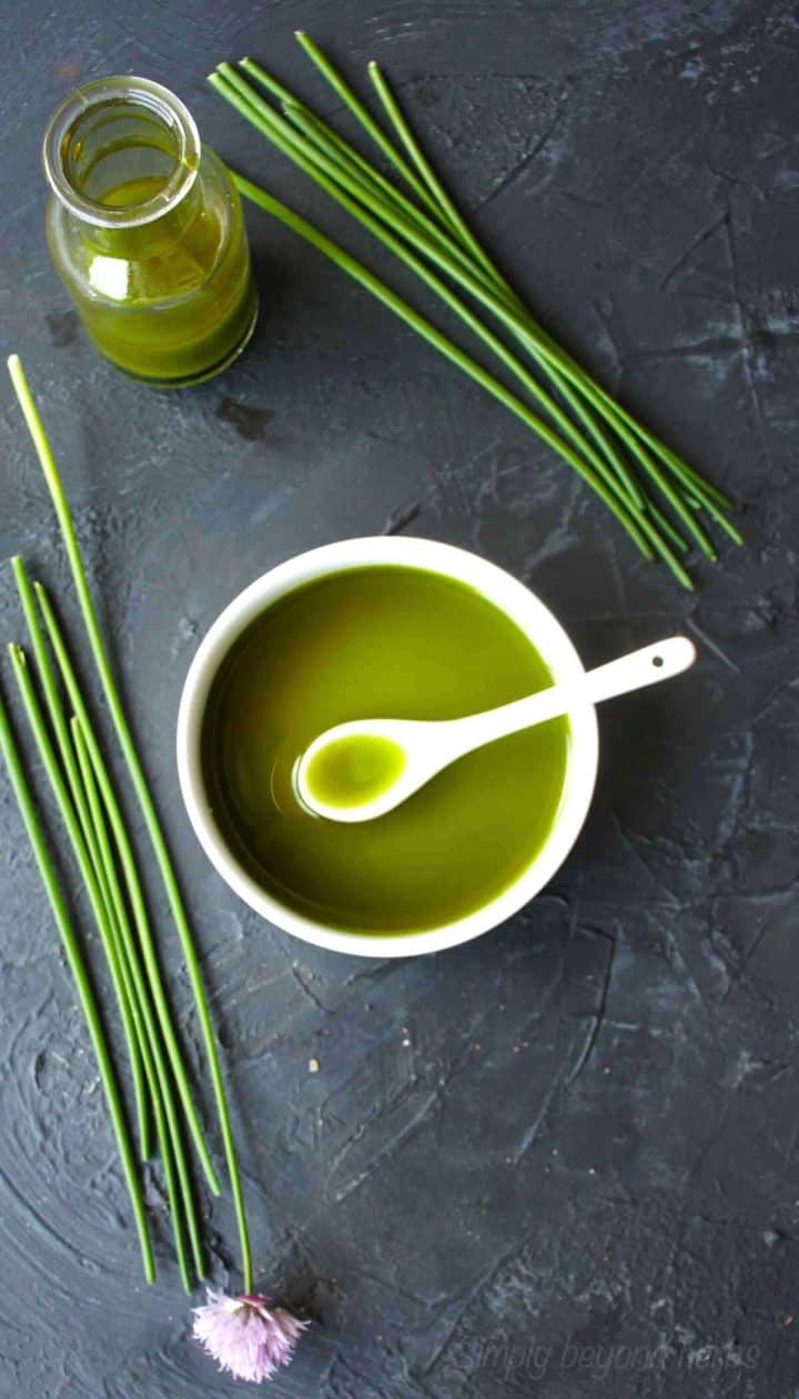 Green Chive Oil Recipe - SimplyBeyondHerbs