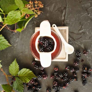 Blackberry tea recipe: 4 ways to make. - SimplyBeyondHerbs