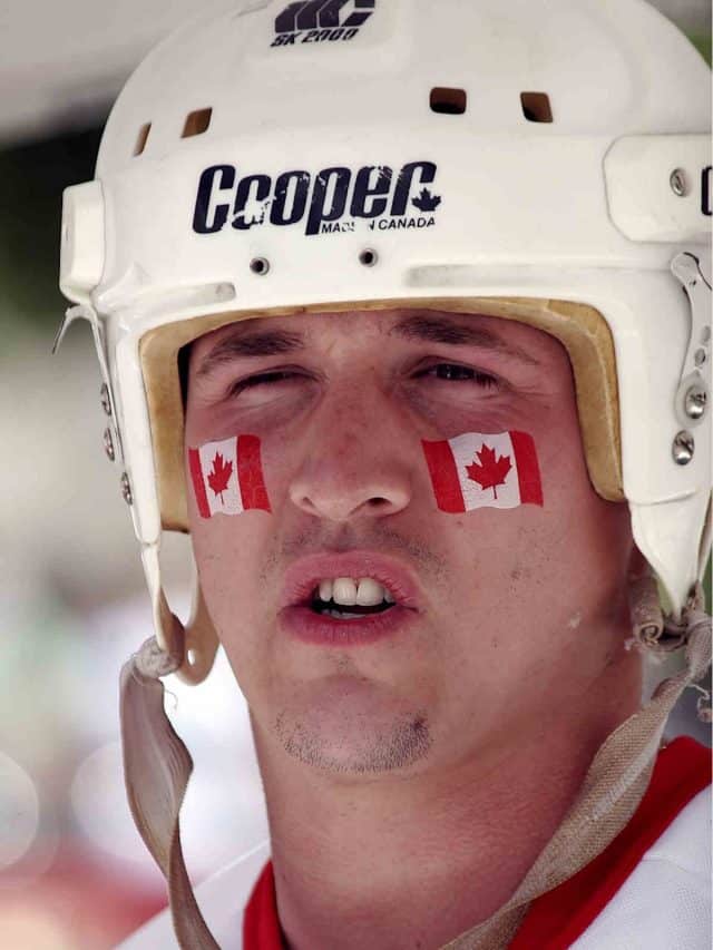 Maple Leaf Symbolism: The Ultimate Guide to the Symbol of Canada ...