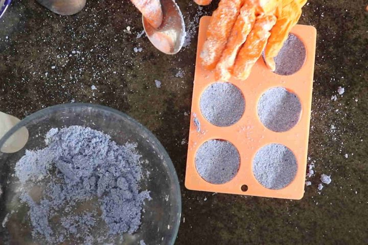 Shower bomb recipe: {DIY shower steamers with menthol crystals ...