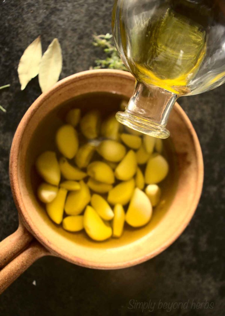 Garlic Infused Olive Oil - SimplyBeyondHerbs