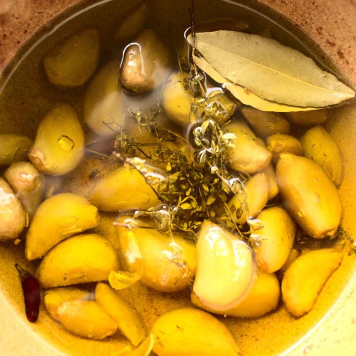 Garlic Infused Olive Oil - SimplyBeyondHerbs